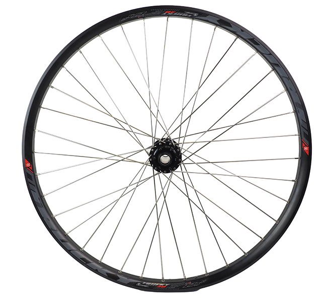 Front wheel spoking with front hub disc brakes